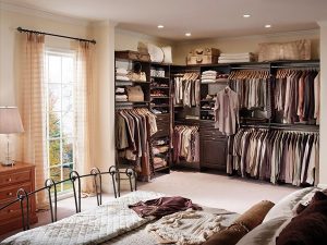 Closets Modernos e Grandes: 37 inspirações